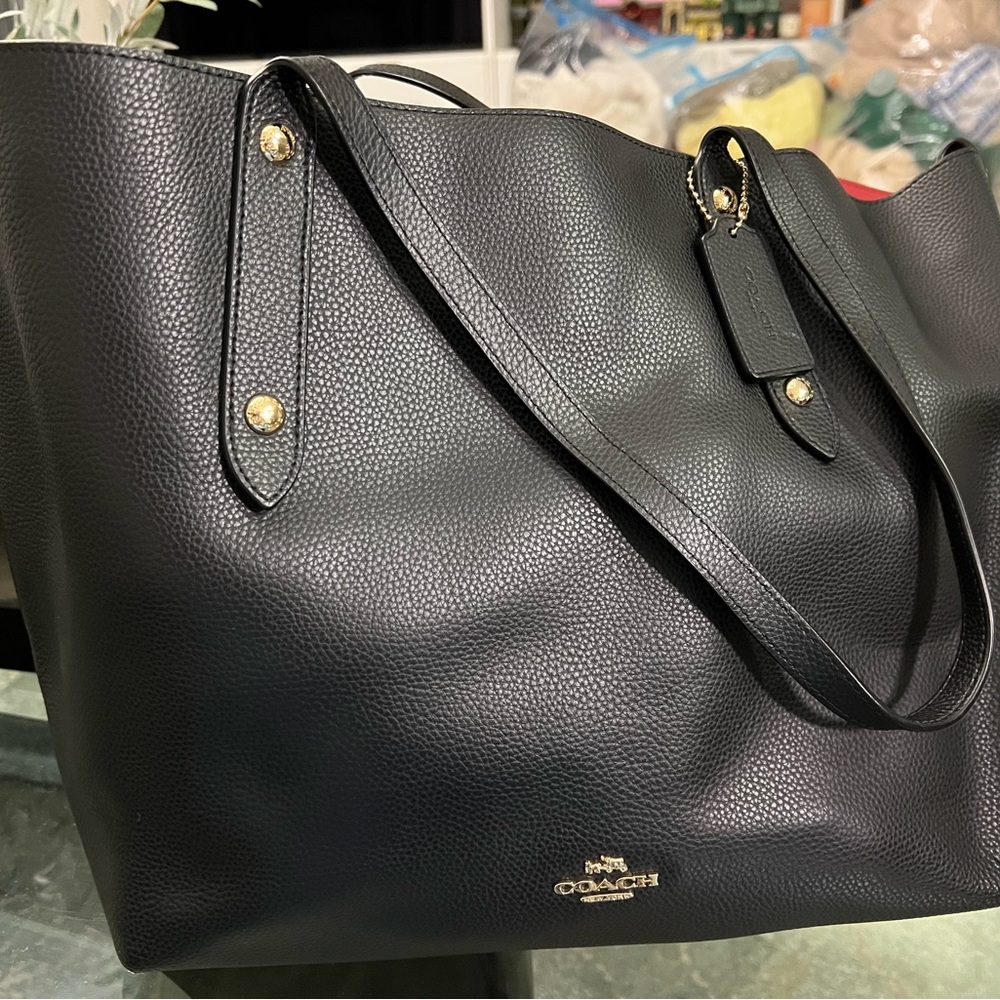 Coach Leather Tote Bag, Black Red Lining Inside - Gem